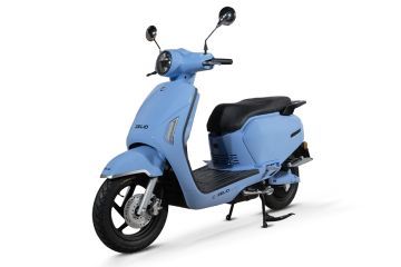 aoki Lynx HT vs Zelio Gracy Pro - Compare Prices, Specs, Features
