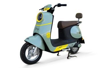 Elecson Alpha vs Zelio Little Gracy - Compare Prices, Specs, Features