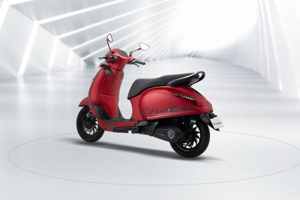 Bajaj Chetak 3503 - On Road Price, RTO, Insurance, Features, Colours ...