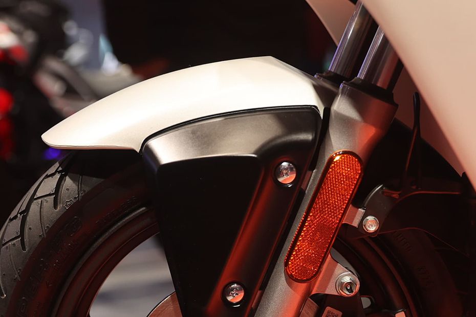 Vida Z Images, Z Photos & Videos, 360 view