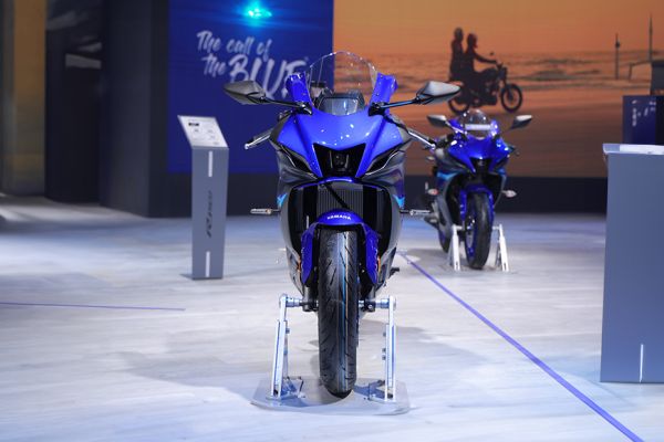Yamaha R7, Estimated Price Rs 10 Lakh, Launch Date 2025, Specs, Images ...