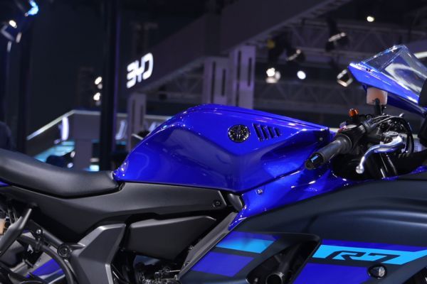 Yamaha R7, Estimated Price Rs 10 Lakh, Launch Date 2026, Specs, Images ...