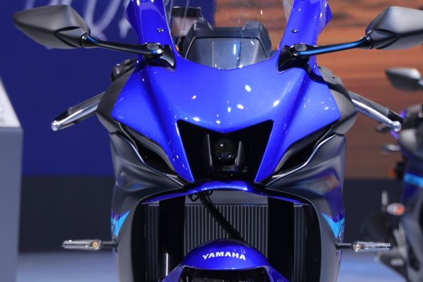 Yamaha R7, Estimated Price Rs 10 Lakh, Launch Date 2025, Specs, Images ...