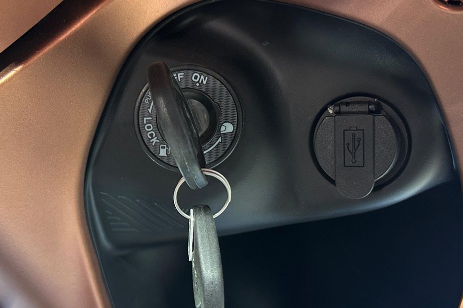 TVS Jupiter CNG Images, Jupiter CNG Photos & Videos, 360 view