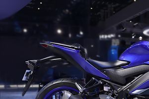 Yamaha R3 Colors (1 colours) - R3 Color Images | ZigWheels