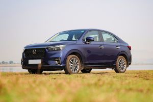 Honda Amaze Meteoroid Grey Metallic Colour