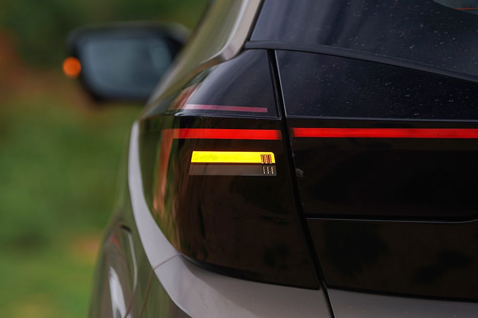 Tata Altroz Images, Altroz Interior & Exterior Photos, 360 View, Videos ...