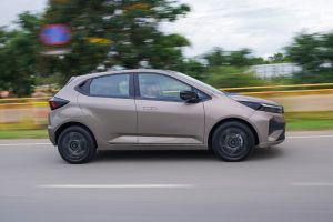 Tata Altroz Pure Grey Colour