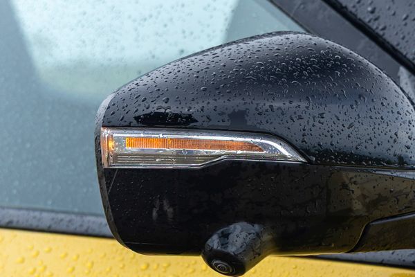 Mahindra XUV 3XO MX2 Pro AT - On Road Price, RTO, Insurance, Features ...