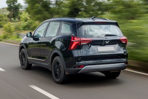 Mahindra XUV700 Colors (9 colours) - XUV700 Color Images | ZigWheels