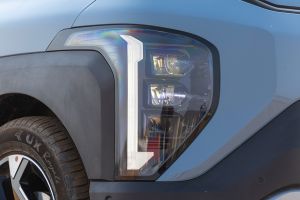 Kia Syros Colours – All 8 Colour Options with Images | ZigWheels