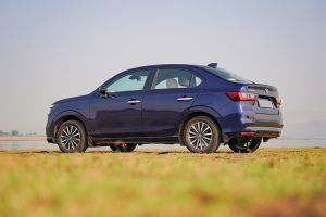 Honda Amaze Meteoroid Grey Metallic Colour