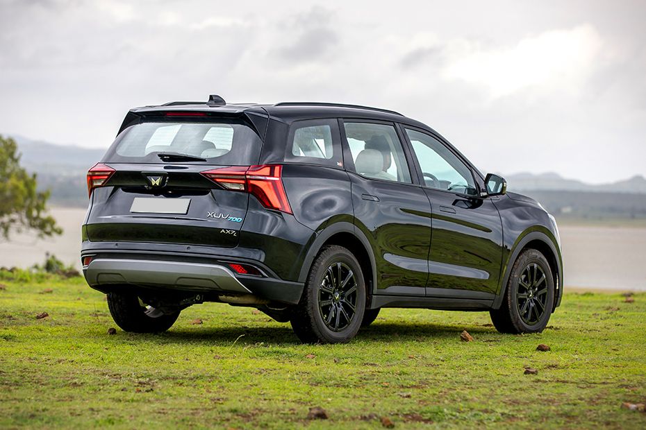 Mahindra XUV700 Images, XUV700 Interior & Exterior Photos, 360 View ...