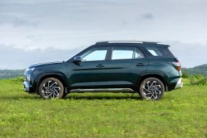 Hyundai Alcazar Images, Alcazar Interior & Exterior Photos, 360 View ...