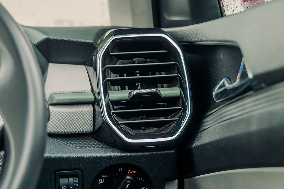 Skoda Kylaq Images, Kylaq Interior & Exterior Photos, 360 View, Videos ...