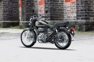 Royal Enfield Bullet 350 Battalion Black - On Road Price, RTO ...