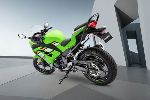 Kawasaki Ninja 300 Price - Images, Colours & Reviews