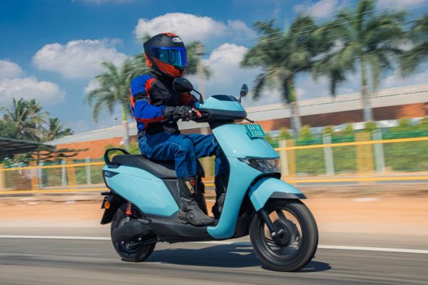 Honda QC1 Price, 80km Range, Charging Time Images, colours, Mileage ...