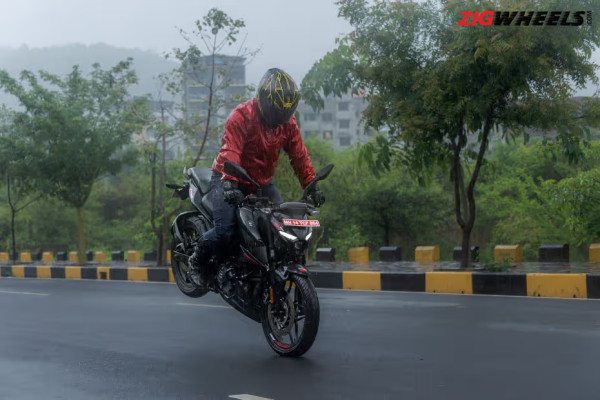 Bajaj Pulsar N160 - Price, 164 cc Engine, Mileage, Images & Specs ...
