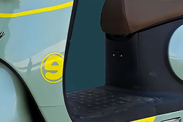 Zelio Little Gracy Price, 55km Range, Charging Time Images, colours ...