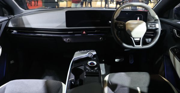 Kia EV6 Price, Range, Charging Time Images, colours, Reviews & Specs