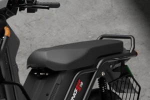 BNC Motors Challenger Price, 180km Range, Charging Time Images, colours ...