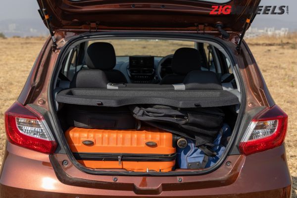 Tata Tiago EV 2022-2026 Price, Range, Charging Time Images, colours ...