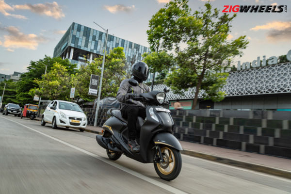 Yamaha Fascino 125 Fi Hybrid Price - Mileage, Images, Colours | ZigWheels