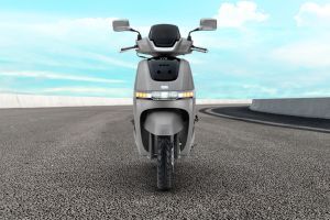 TVS iQube ST Price, 212km Range, Charging Time Images, colours, Mileage ...