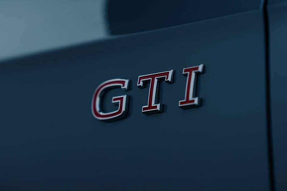 Volkswagen Golf GTI Images, Golf GTI Interior & Exterior Photos, 360 ...