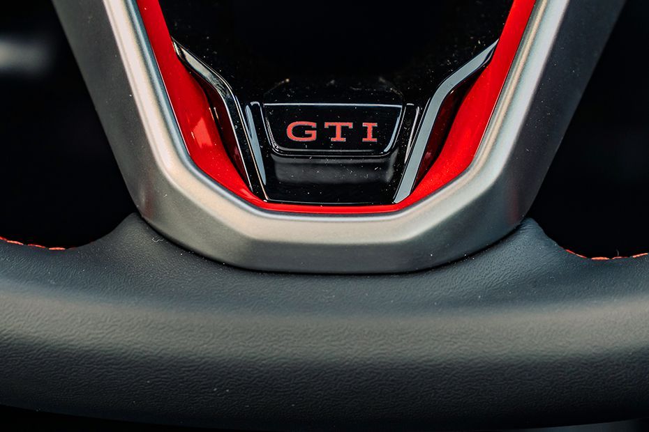 Volkswagen Golf GTI Images, Golf GTI Interior & Exterior Photos, 360 ...
