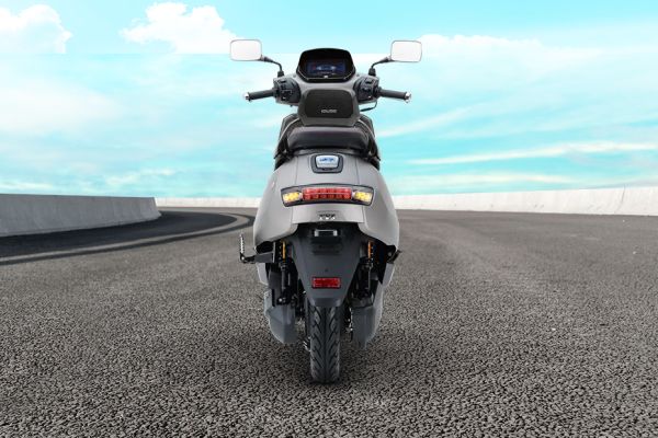 TVS iQube ST Price, 212km Range, Charging Time Images, colours, Mileage ...