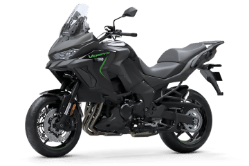 Ducati Streetfighter V2 (2020-2025) vs Kawasaki 2025 Versys 1100 ...