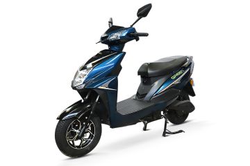 Bajaj 2025 Chetak vs Green EV Invicta - Compare Prices, Specs, Features