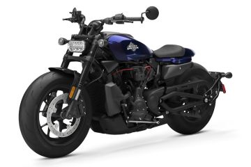 Harley-Davidson Sportster S vs Triumph Speed T4 - Compare Prices, Specs ...