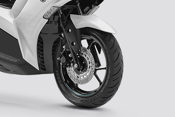 Yamaha AEROX-E, Estimated Price Rs 2.90 Lakh, Launch Date 2026, Specs ...