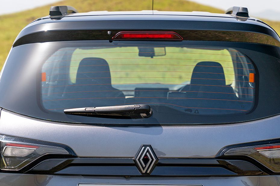 Renault Triber Images, Triber Interior & Exterior Photos, 360 View ...