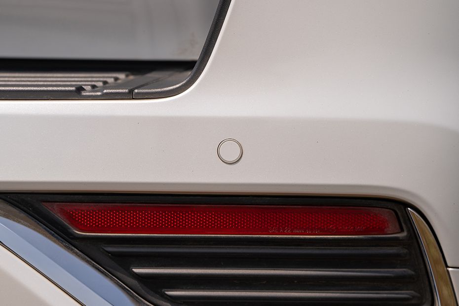 Toyota Land Cruiser 300 Images, Land Cruiser 300 Interior & Exterior ...