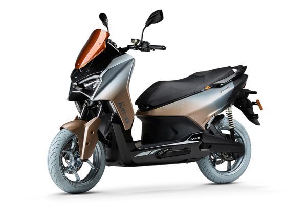 TVS M1-S Electric Maxi-Scooter, Launch Date 2026, Specs, Images, News ...