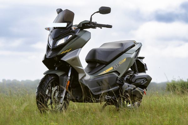 Hero Xoom 160 ZX - On Road Price, RTO, Insurance, Features, Colours ...