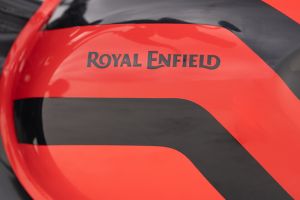 Royal Enfield Hunter 350 Rio White Colour