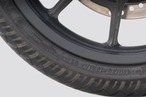 Royal Enfield Hunter 350 Rio White Colour