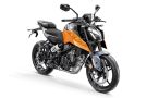 KTM 200 Duke vs Zelio Logix - Compare Prices, Specs, Features