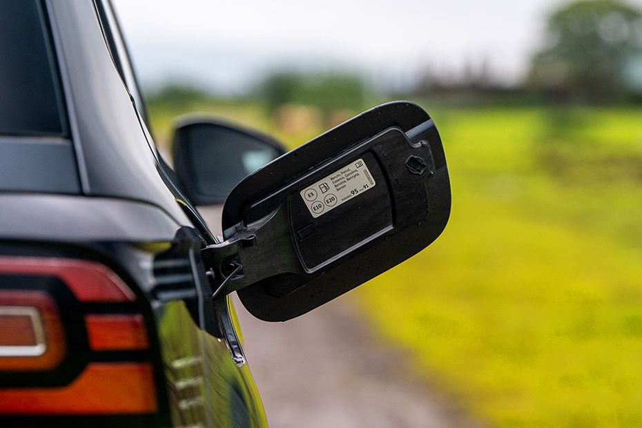 Volkswagen Taigun Images, Taigun Interior & Exterior Photos, 360 View ...