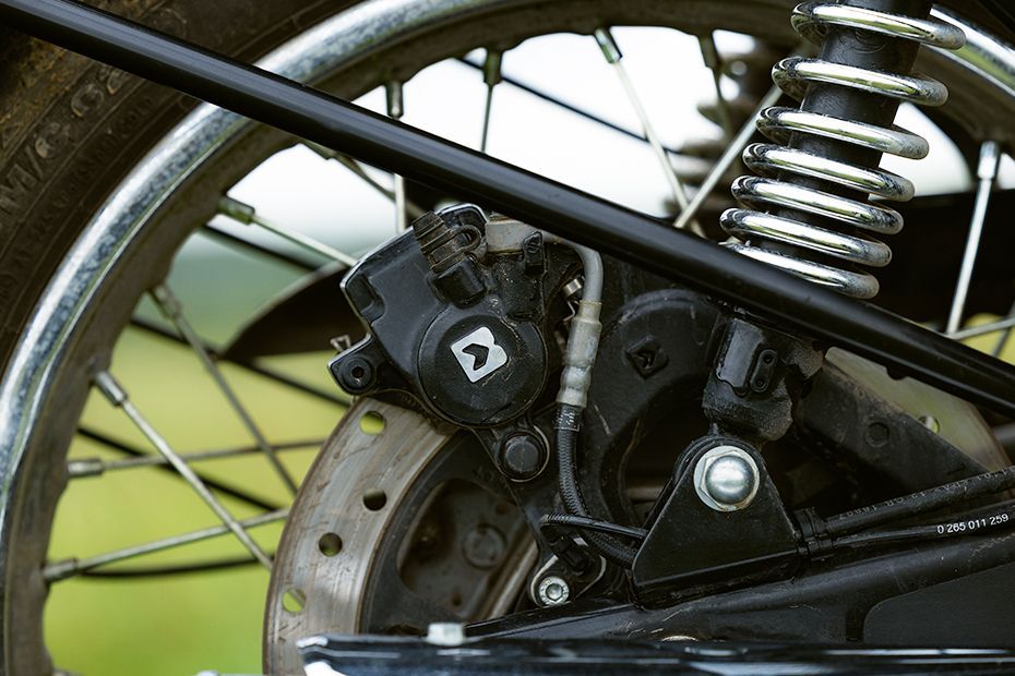 Royal Enfield Classic 350 Images, Classic 350 Photos & Videos, 360 view
