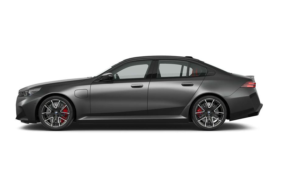 BMW M5 Images, M5 Interior & Exterior Photos, 360 View, Videos @ ZigWheels
