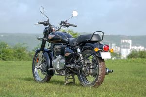 Royal Enfield Bullet 350 Colors (6 colours) - Bullet 350 Color Images ...