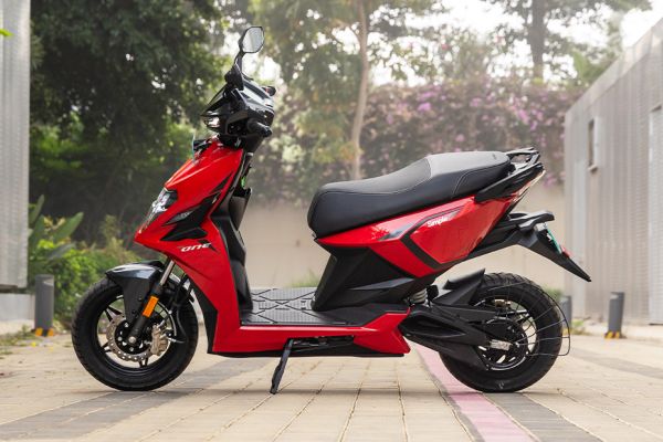 Simple Energy One Gen 2 4.5 kWh - On Road Price, RTO, Insurance ...