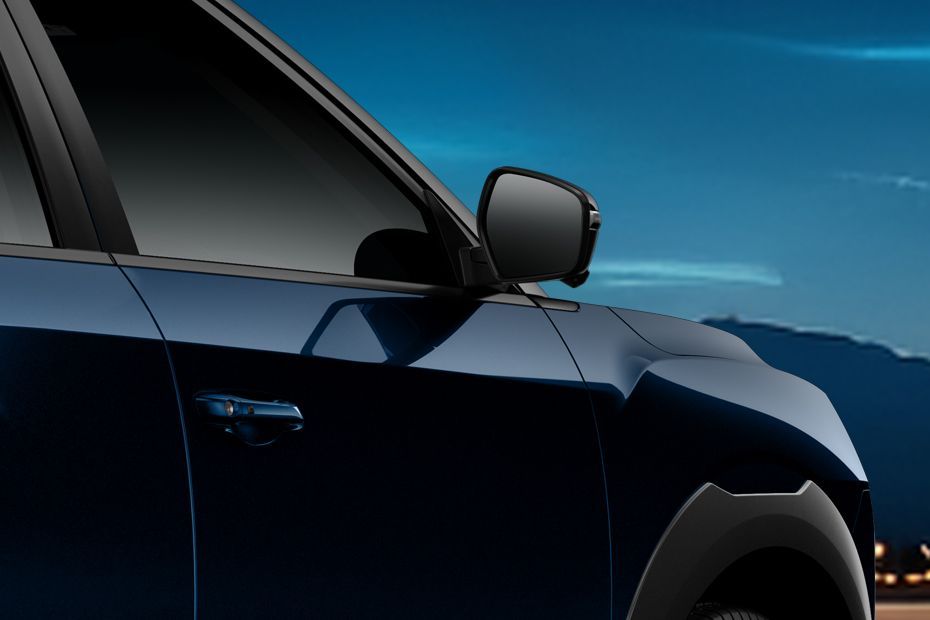 Mahindra XUV 3XO EV Images, XUV 3XO EV Interior & Exterior Photos, 360 ...