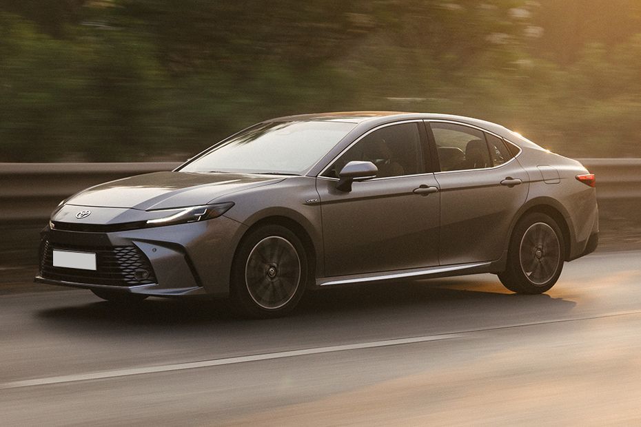 Toyota Camry Images, Camry Interior & Exterior Photos, 360 View, Videos ...